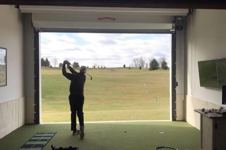 Country Club Elite® Retractable Simulator Screen · Real Feel Golf Mats